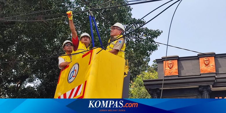 Menuju Kota Global, Pemprov DKI Tata Kabel Udara Jadi Bawah Tanah