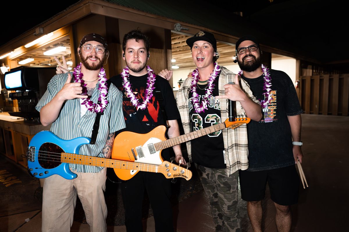Lirik dan Chord Lagu Everybody but You - State Champs