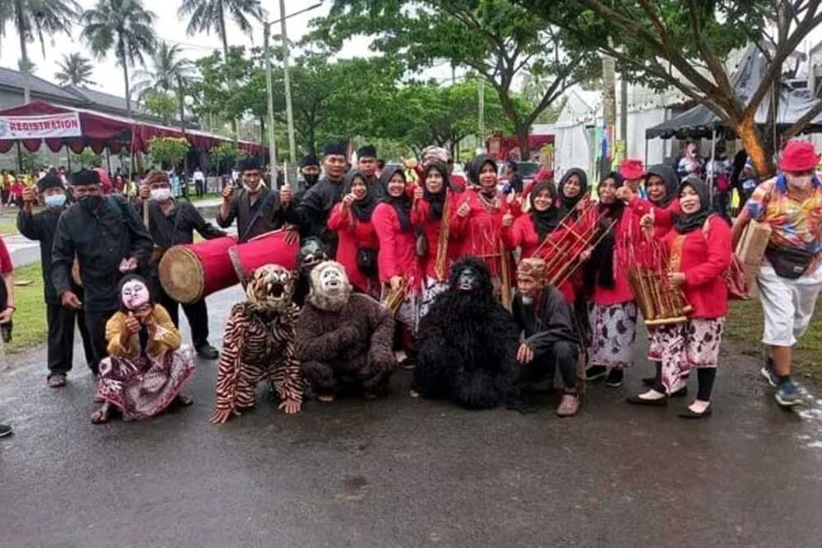 Cerita Seniman Tradisi Badud Pangandaran, Pernah Dicemooh dan Dibayar ...