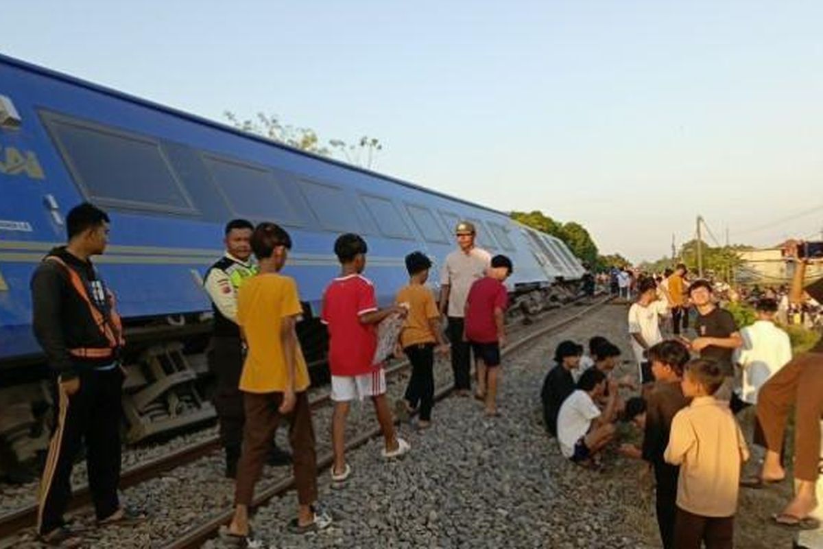 KA Argo Bromo Anggrek Anjlok, 17 Perjalanan Kereta Terlambat