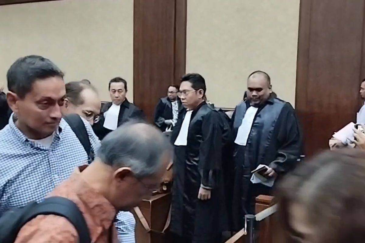 Kasus Cap Emas Ilegal, Eks Dirut Ungkap PT Antam Rugi 400 Miliar pada ...
