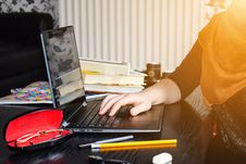 Update Kolom Terkini- Kompas.com