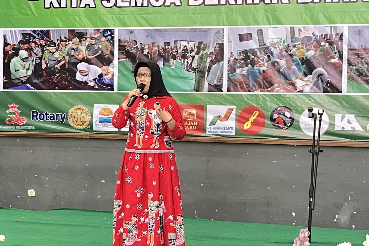 Syahputri Mainonara, Siswi Penyandang Tunanetra Bersuara Emas Didikan ...