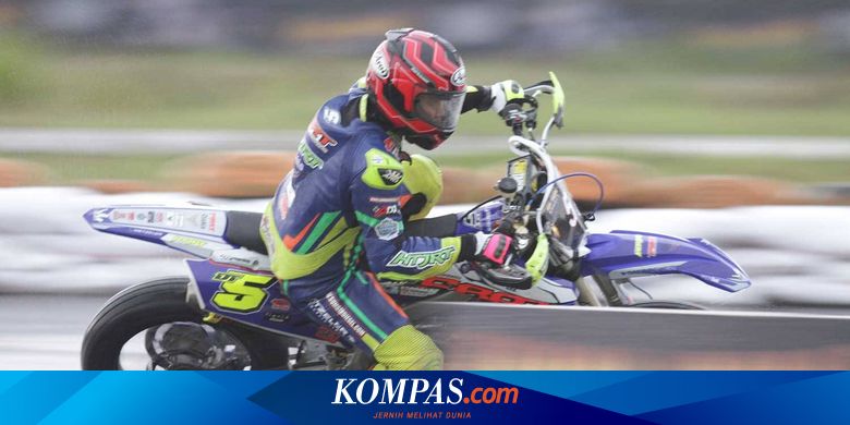 Doni Tata Raih Podium di Balapan Supermoto Seri Ketiga