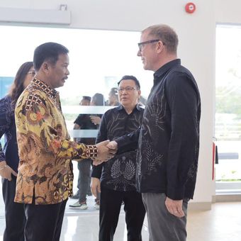 Sejarah dan Bisnis Volex Milik Nat Rothschild yang Buka Pabrik di Batam