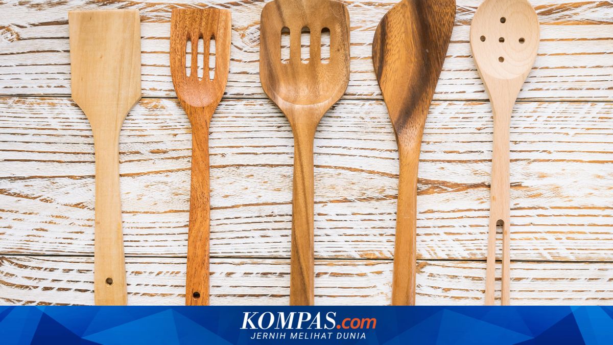 Spatula Kayu Bau Tengik, Ini Cara Mudah Bersihkan dengan Bahan Dapur