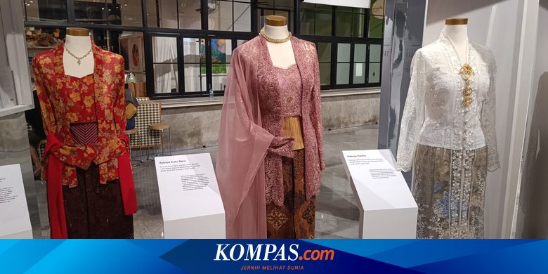 Potret Instalasi Kebaya Desainer Didiet Maulana di Pos Bloc Jakarta