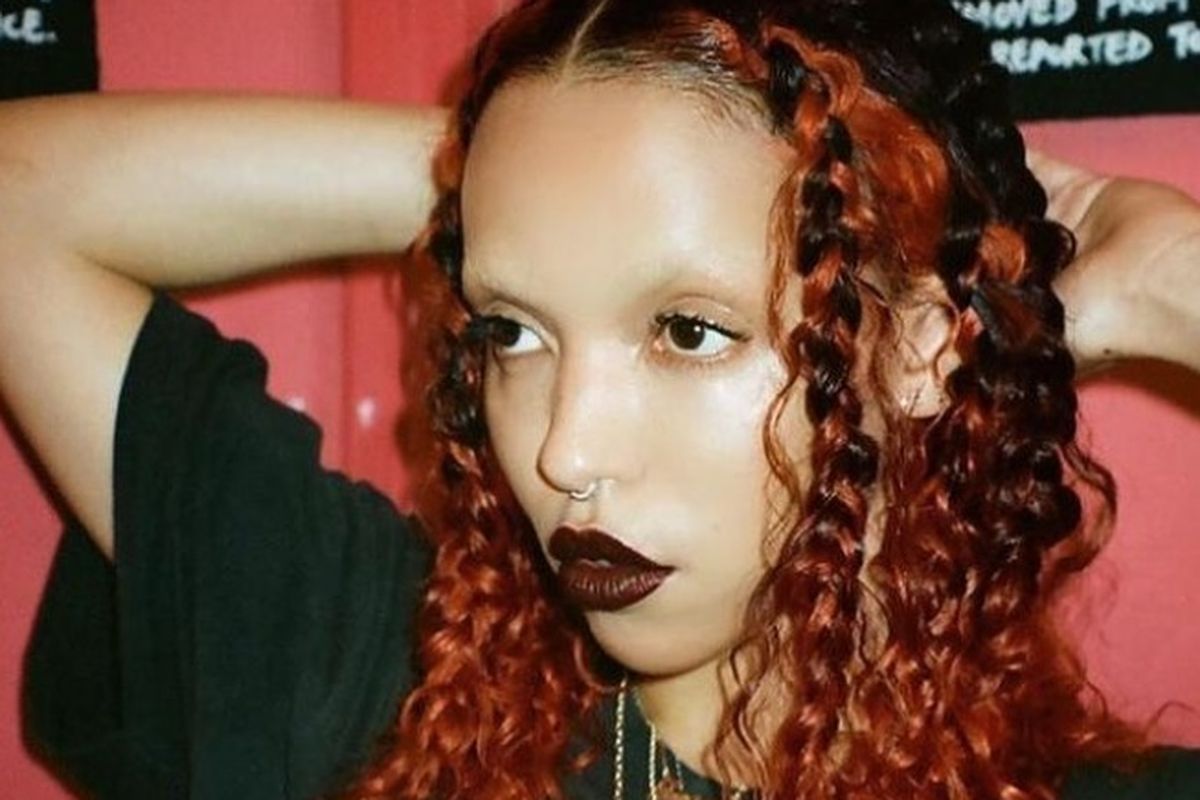 Lirik Lagu Tears In The Club - FKA Twigs dan The Weeknd