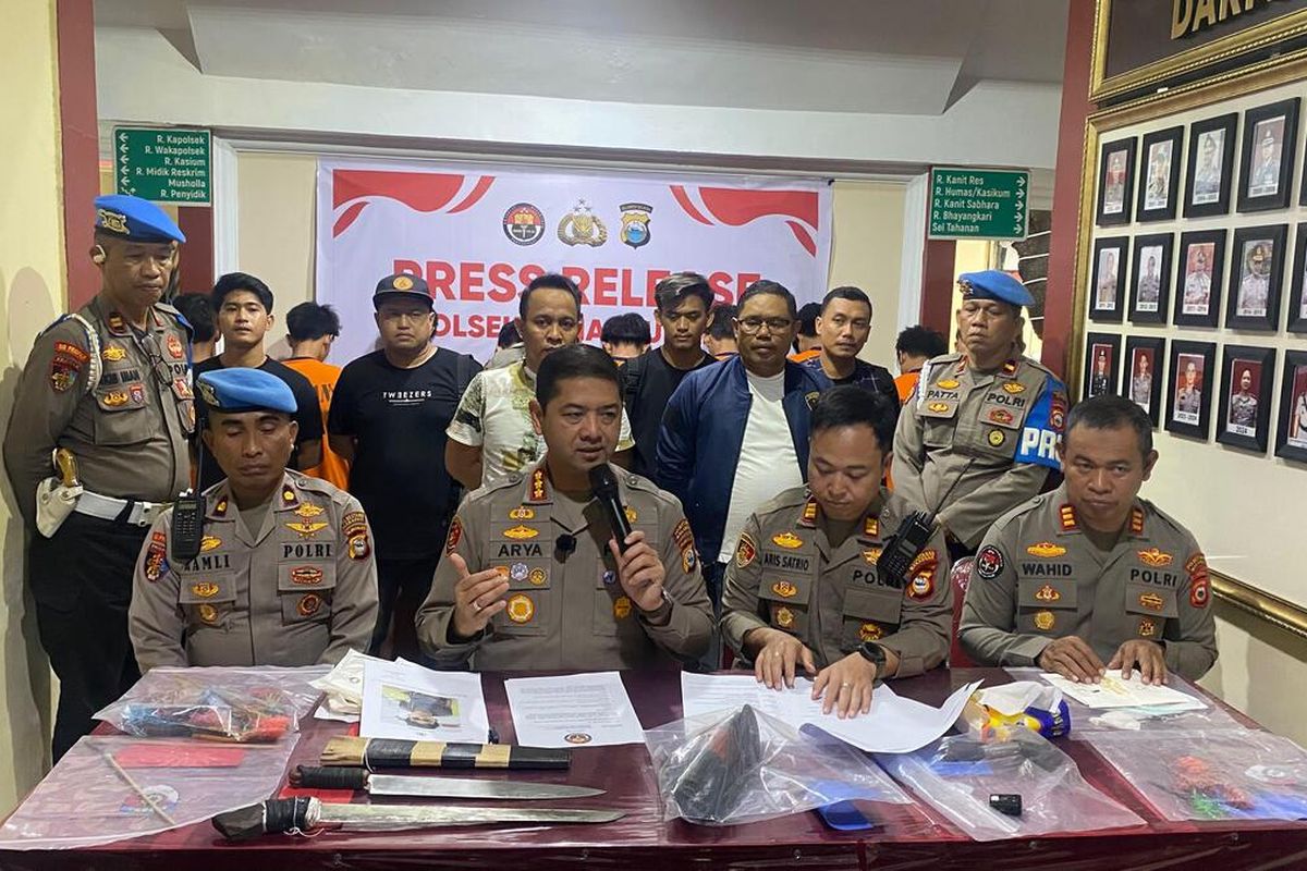 Geng Motor di Makassar Serang Polisi dan Warga dengan Busur, Produksi Senjata Tajam Sendiri ...