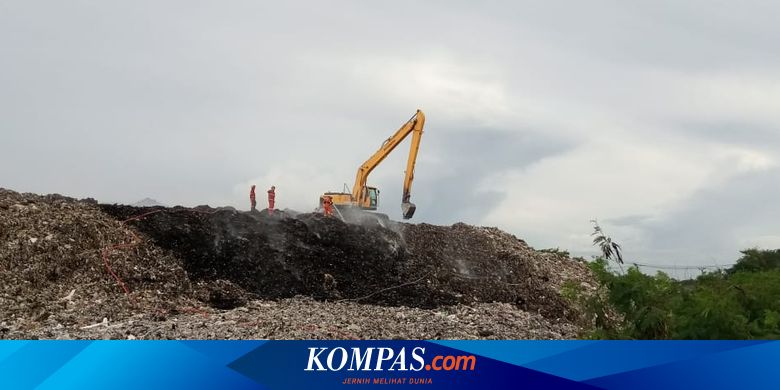 TPA Rawa Kucing Kebakaran Sepanjang 20 Meter