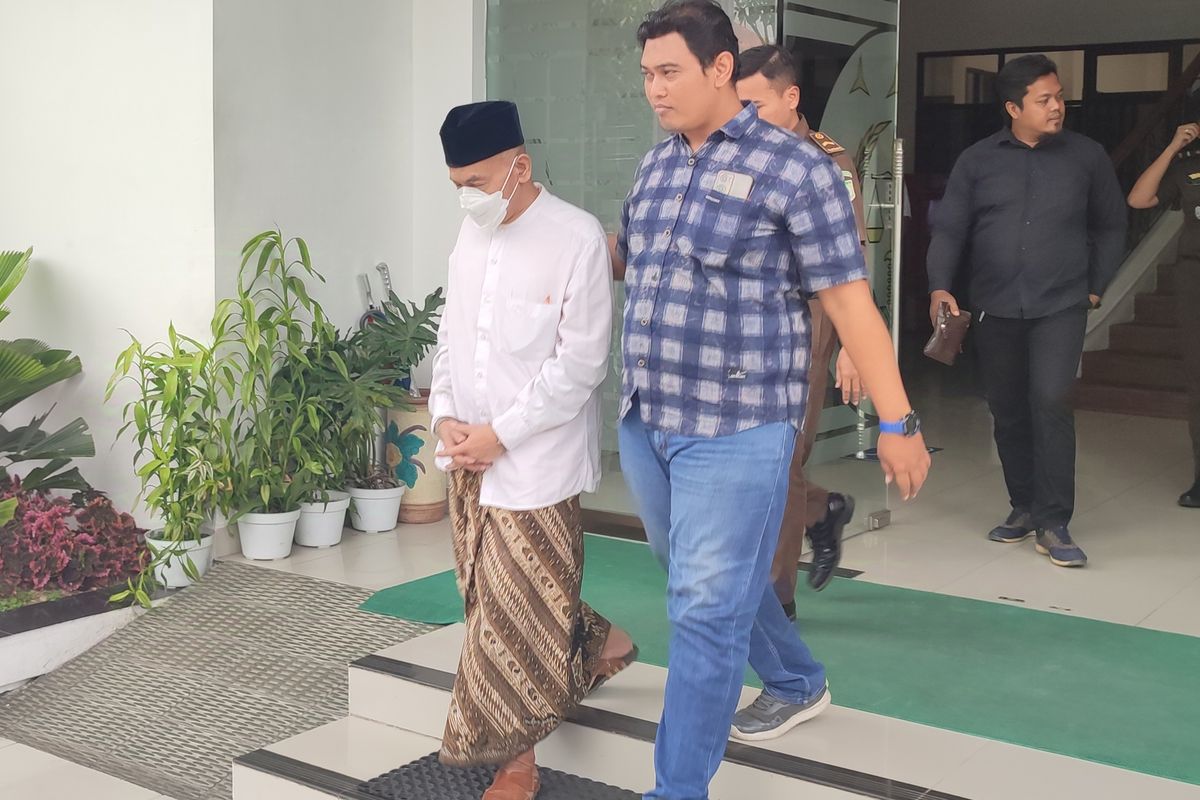 Belum Setahun Dipenjara, Mantan Ketua DPRD Magelang Ahmad Labib Asrori ...