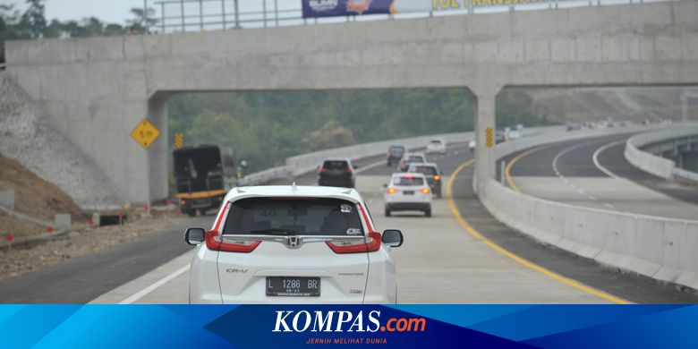 Begini Cara Aman Berkendara di Jalan Aspal dan Beton