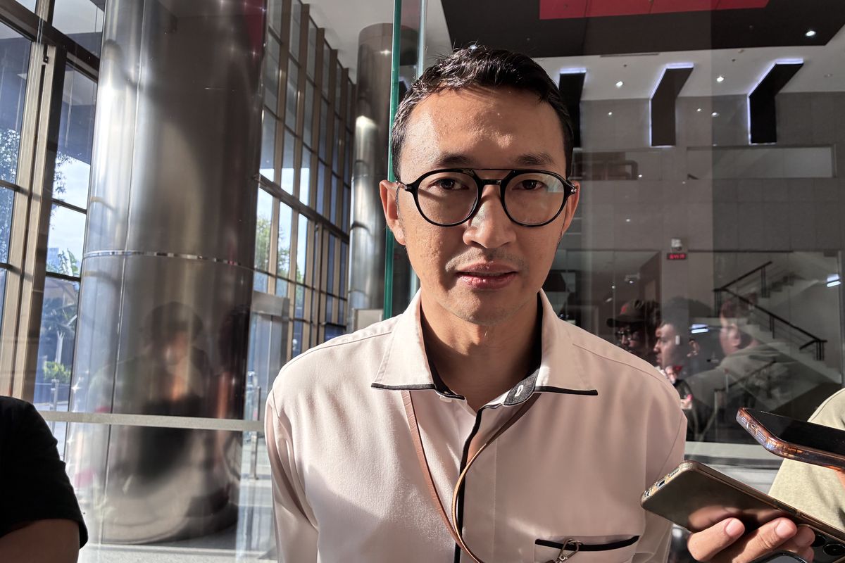 Budiman Pegawai Bea Cukai Jadi Tersangka Berkat Temuan Rp 5 M di 5 Koper