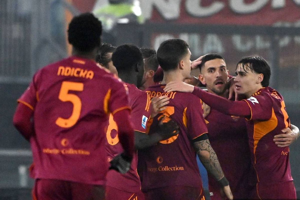 Klasemen Liga Italia Usai Roma Vs Fiorentina 4-0, Milan-Juve Terancam