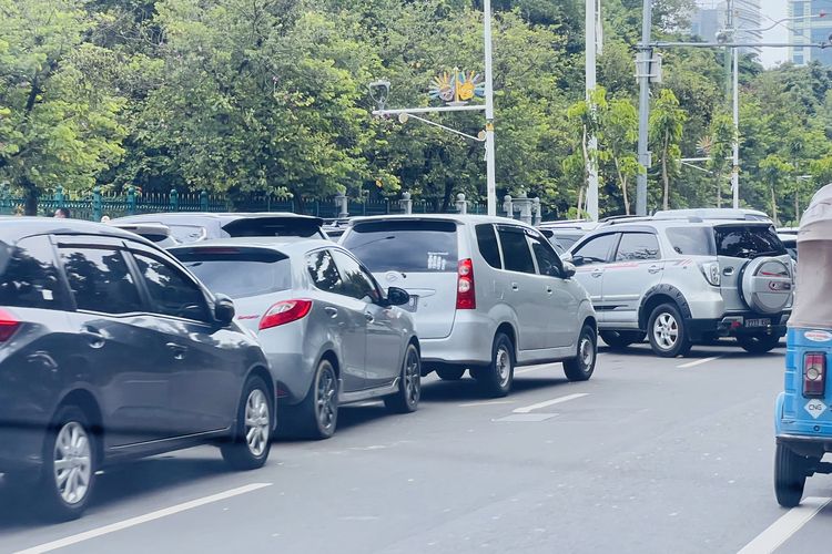 Berita Terkini Harian Parkir Monas Jakarta Terbaru Hari Ini - Kompas.com