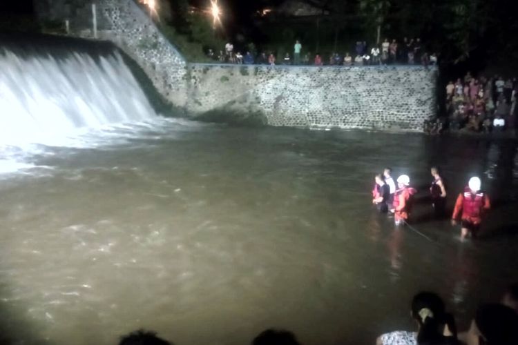 Berita Terkini Harian Dam-irigasi-blitar Terbaru Hari Ini - Kompas.com