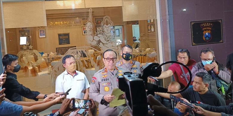 Berita Harian Timsus Periksa 29 Saksi Tragedi Kanjuruhan Malang Terbaru ... Berita Harian Timsus Periksa 29 Saksi Tragedi Kanjuruhan Malang Terbaru ...