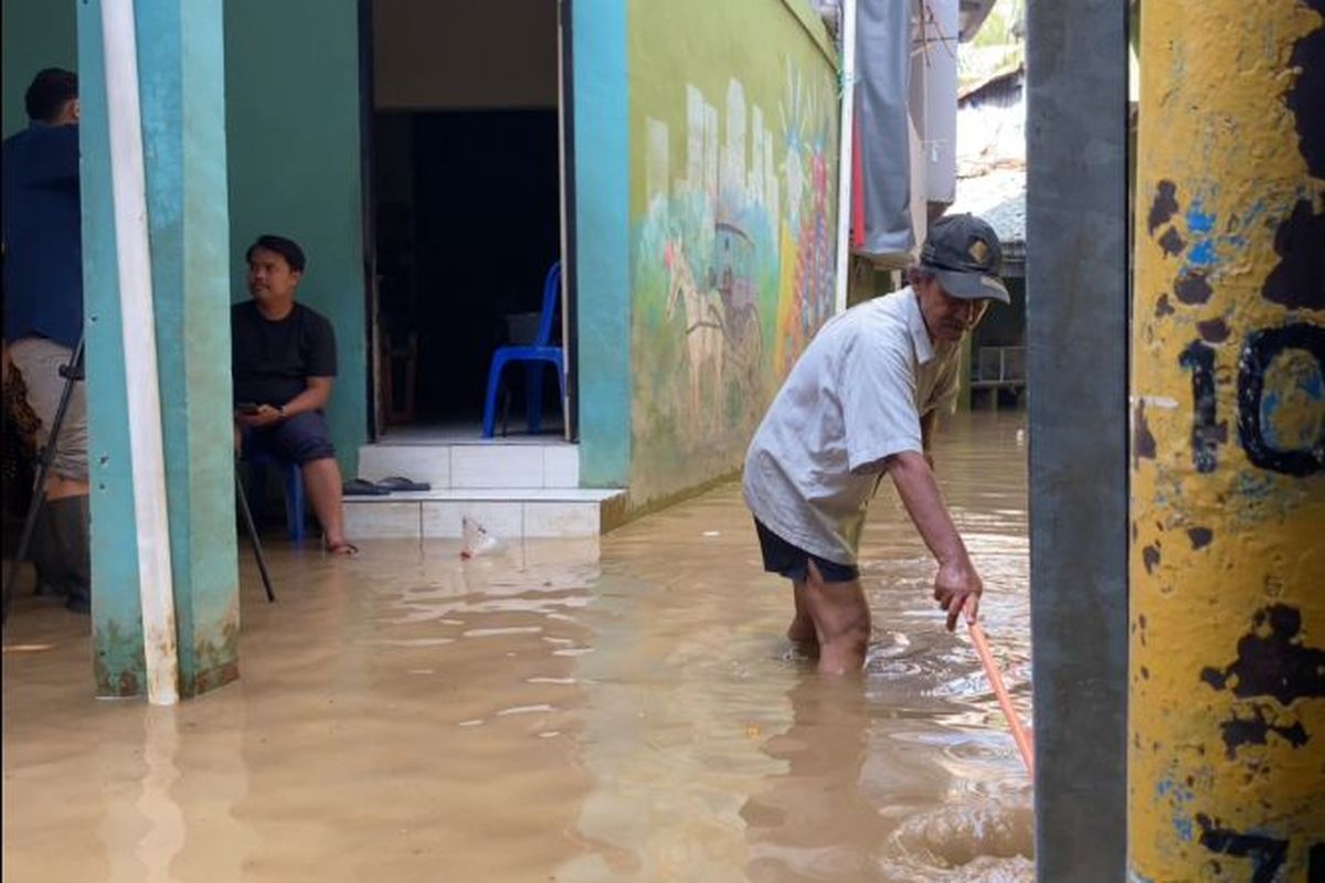 Update Banjir Jakarta: Selasa Siang 52 RT Masih Terendam