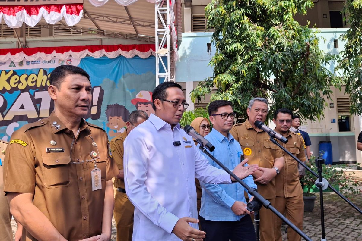 Pantau Cek Kesehatan Gratis, Hasan Nasbi: Siswa Banyak Alami Masalah Gigi
