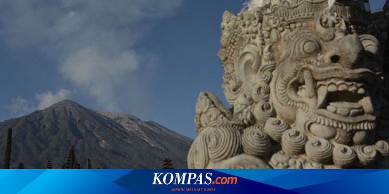 Status Gunung Agung Bali Diturunkan ke Level Waspada