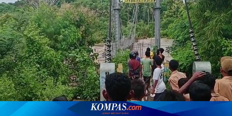 Jembatan Gantung di Manggarai Barat Putus Diterjang Banjir Bandang