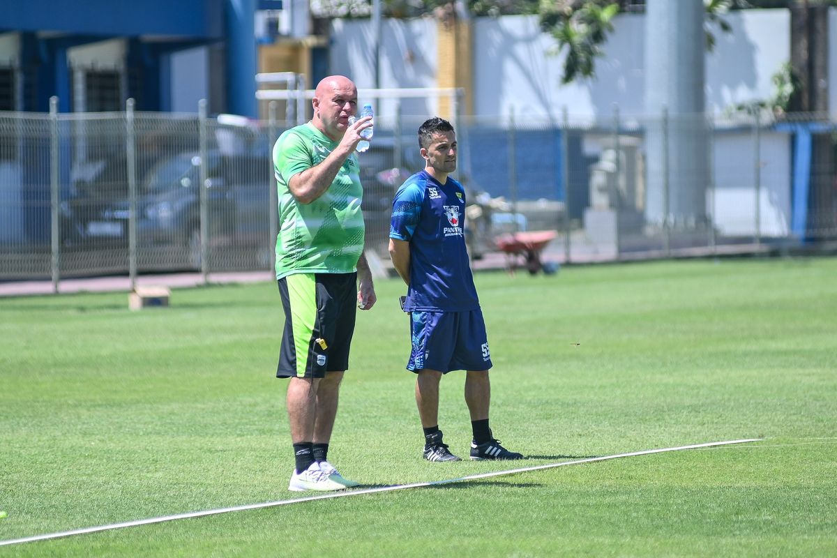 Miro Petric Bertugas di Persib, Bicara Filosofi Juara ala Bojan Hodak