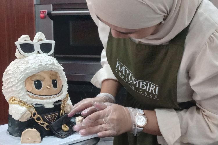 Berkat Tren Boneka Labubu, Perajin Kue di Cianjur Kebanjiran Order