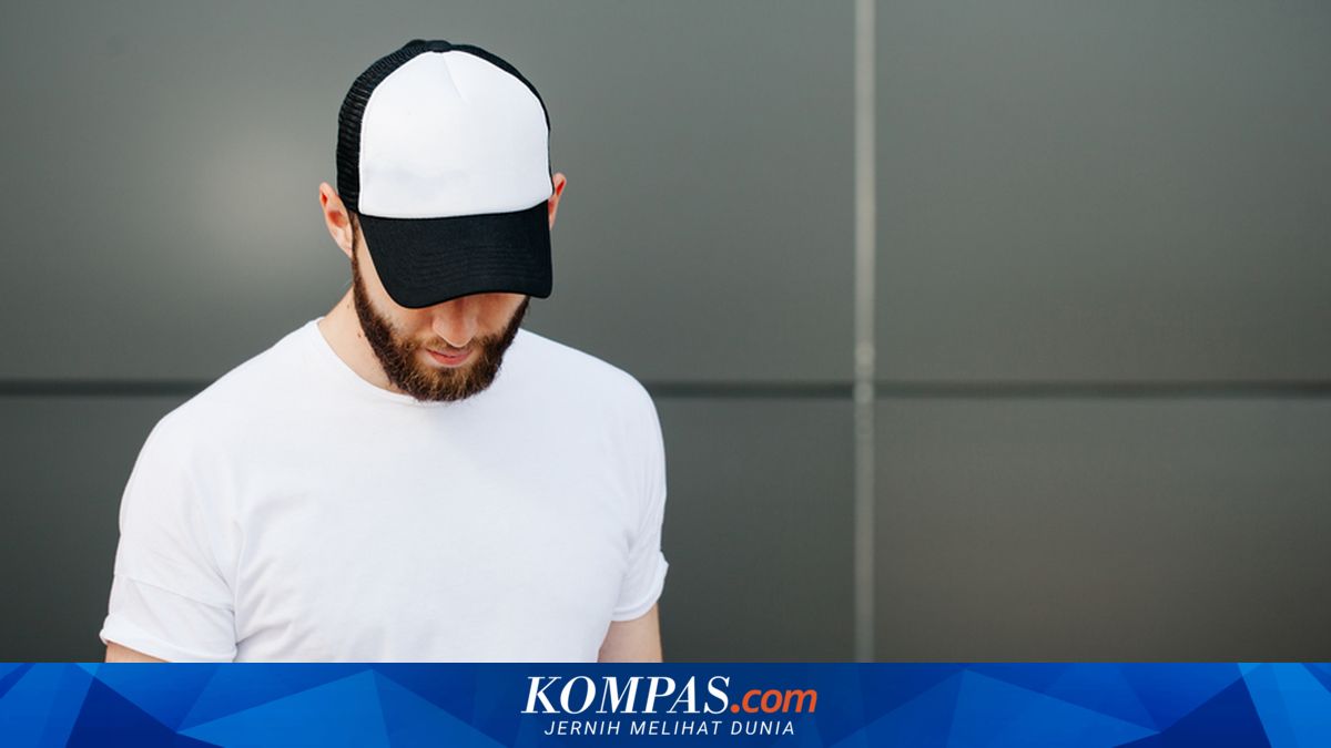 Benarkah Memakai Topi Terlalu Lama Memicu Kebotakan?