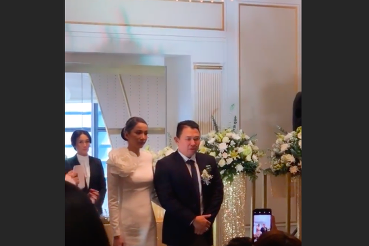 Artis Peran Jill Gladys Menikah Lagi