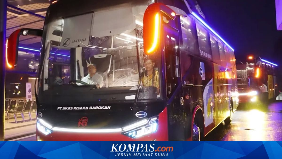 Bus Baru PO AKAS II NR dengan Bodi Legacy SR3 Neo HD Panorama