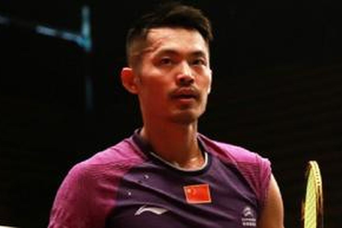 Lin Dan Dapat Hadiah Ulang Tahun Buku Dongeng HC Andersen