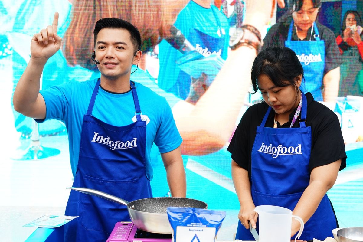 Demo Masak dari Koki Selebriti dari Stan Indoofod di PRJ