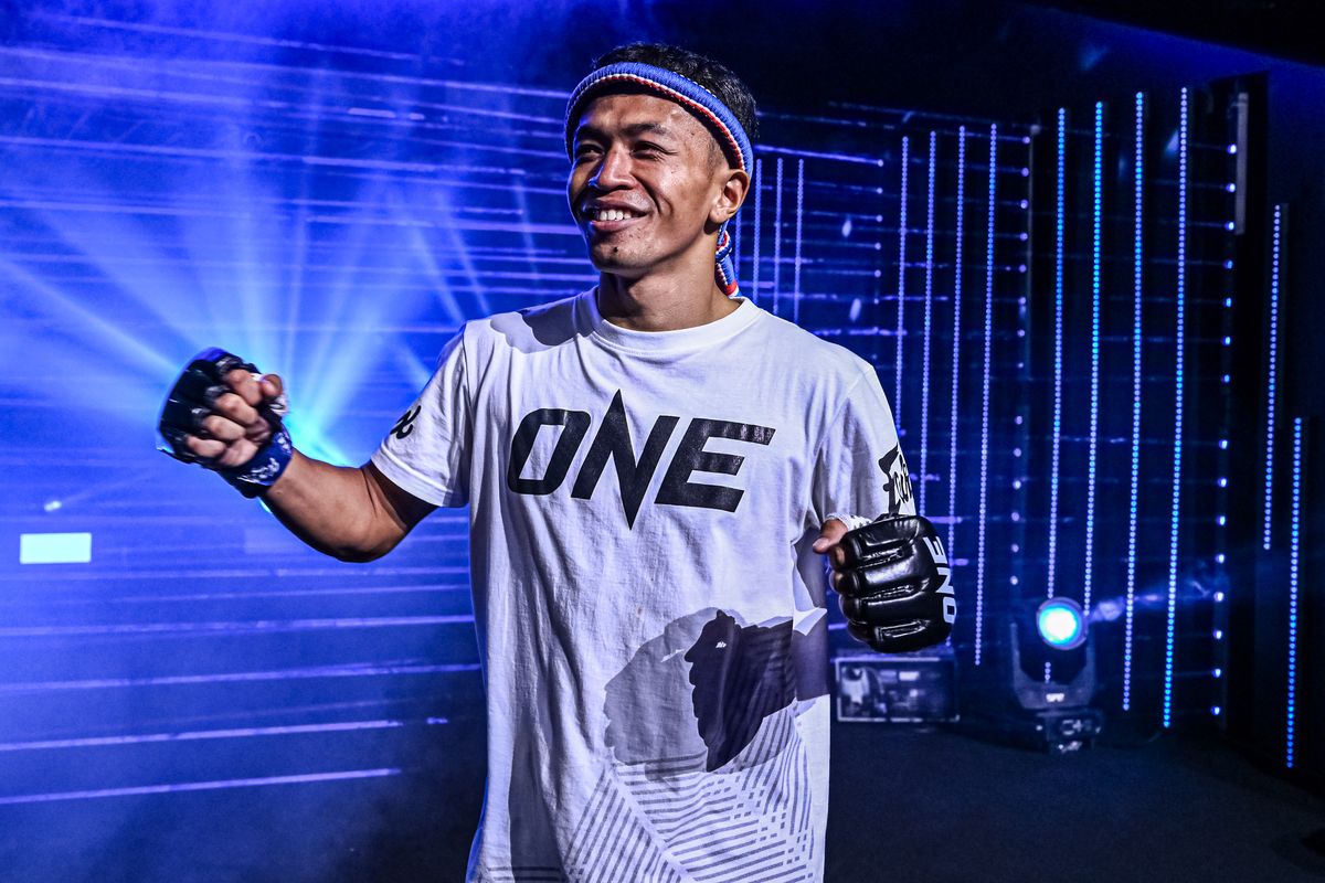 ONE Friday Fights 138: Redho Rocky Tantang Rifdean Masdoor, Rivalitas ...