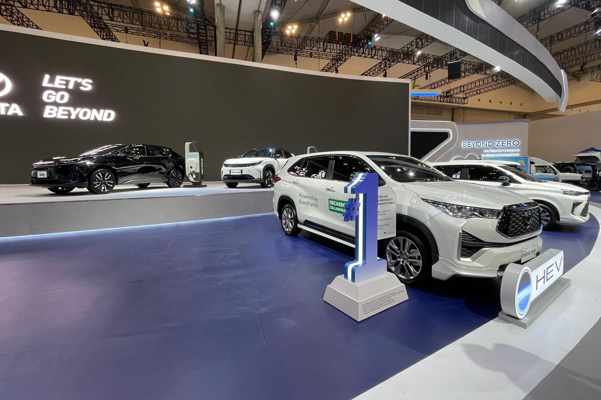 Veloz Hybrid Meluncur di GIIAS 2025? Ini Jawaban Toyota