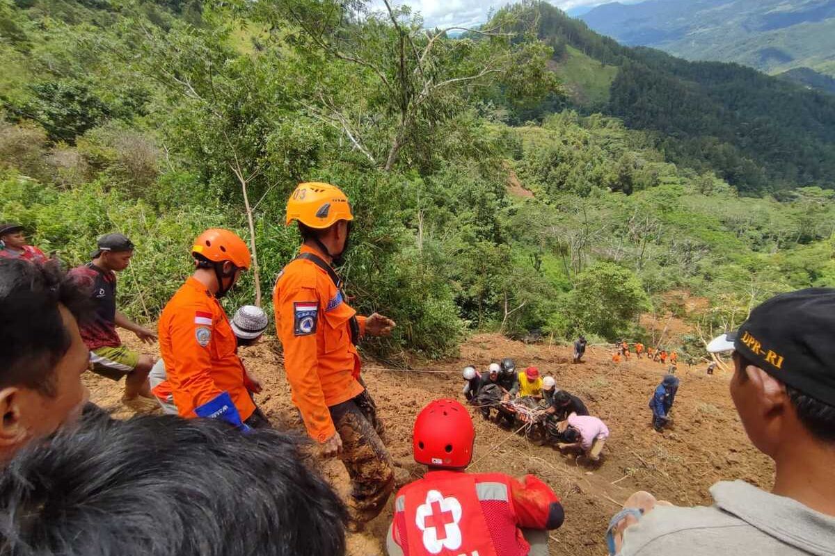 Update Pencarian Korban Bencana Longsor di Luwu, Alat Berat Dikerahkan