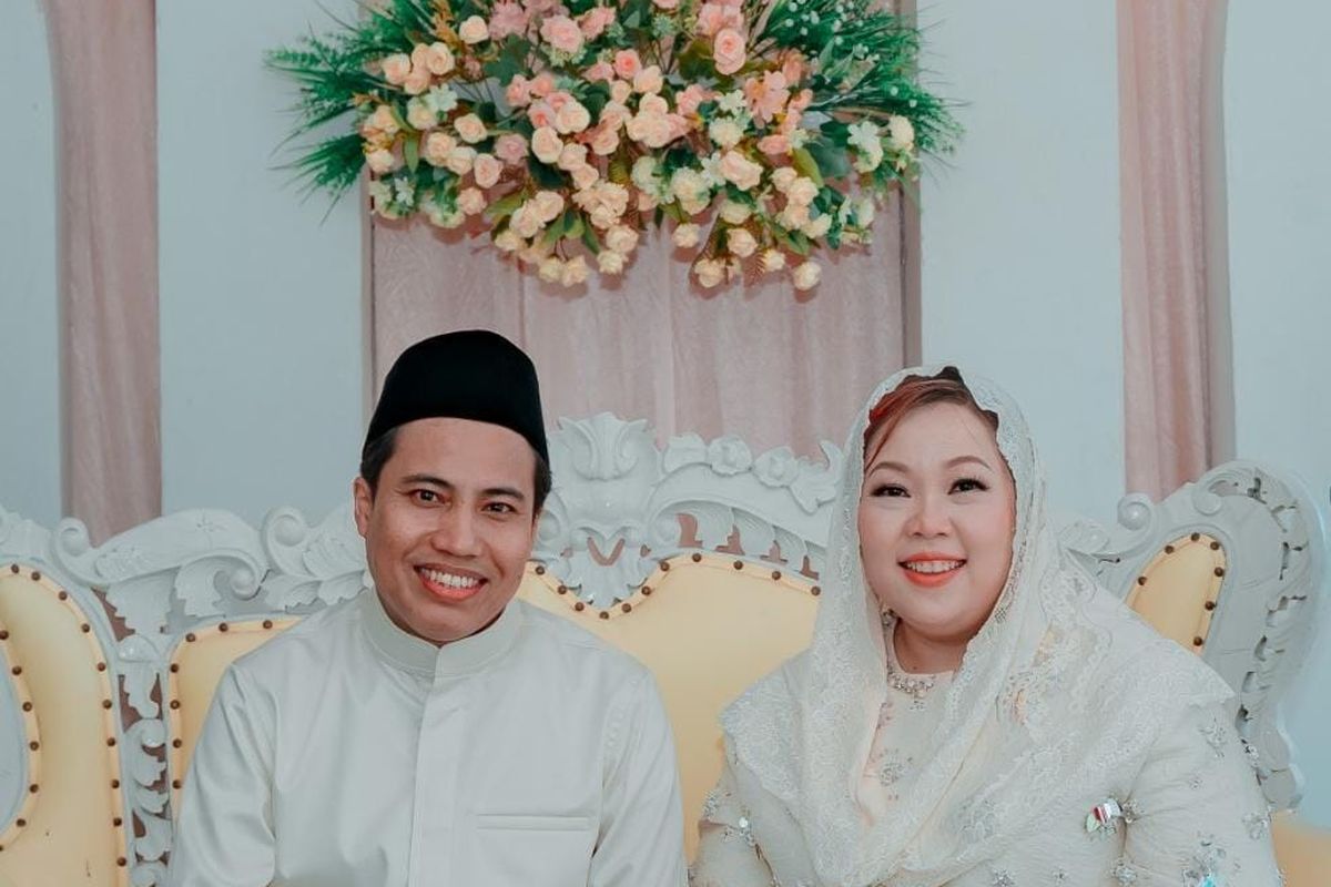 Pernikahan Inayah Wahid dan Pengasuh Ponpes Annuqayah Sumenep ...