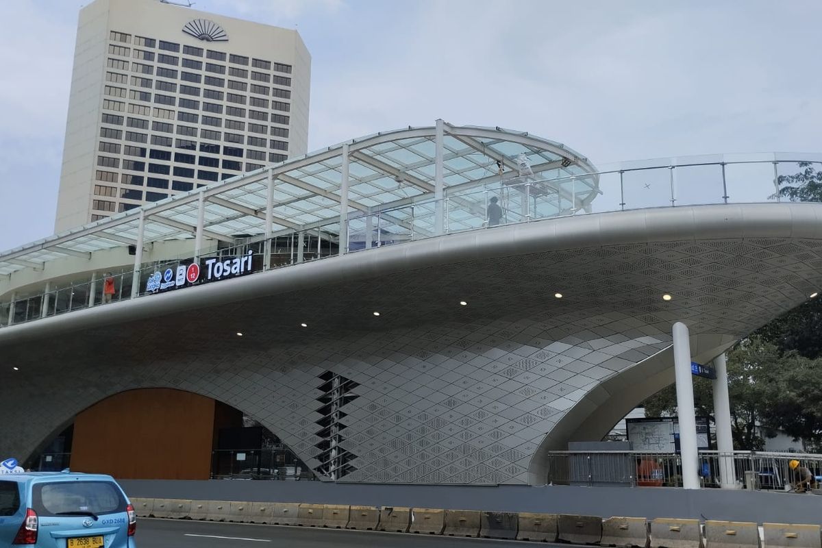 Melihat Halte Transjakarta Tosari yang Disebut bak Kapal Pesiar Megah...
