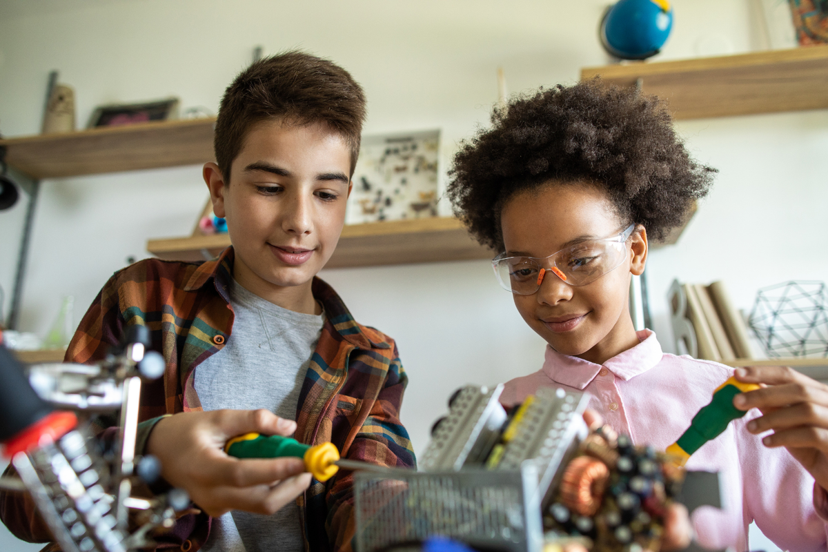 Project Based Learning: Pengertian, Langkah, Kelebihan, Kekurangannya