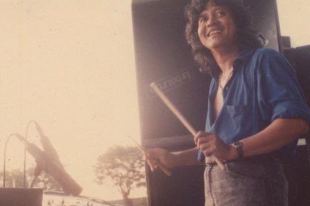 Mengenang Naniel C Yakin dan Secercah Perlawanan dari Lagu Bento...
