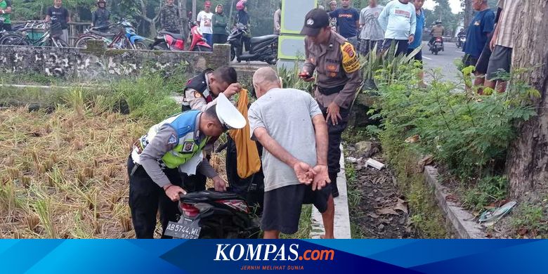 Pelajar Bermotor Kecelakaan Tunggal di Jalan, Satu Tewas Masuk Selokan ...