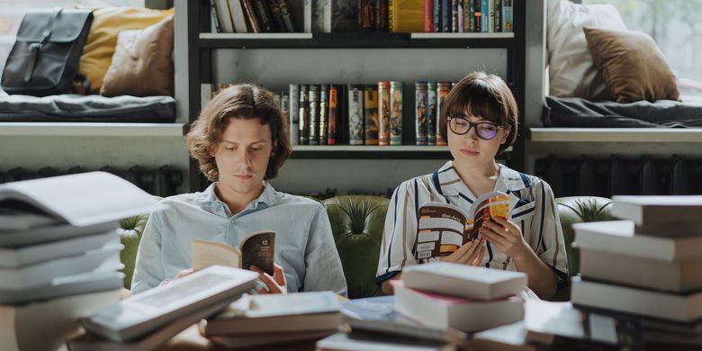 Mengenal Apa Itu Introvert dan Perbedaannya dengan Extrovert - Kompas.com Mengenal Apa Itu Introvert dan Perbedaannya dengan Extrovert - Kompas.com