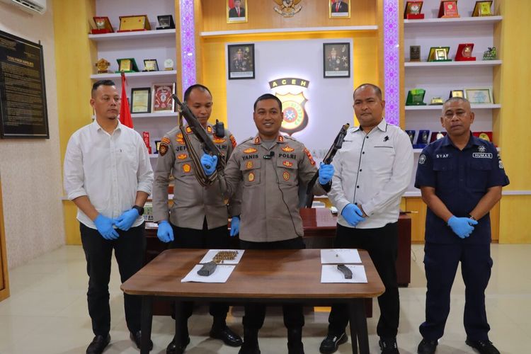 2 Senjata Laras Panjang Ditemukan di Tepi Pantai Aceh Tamiang