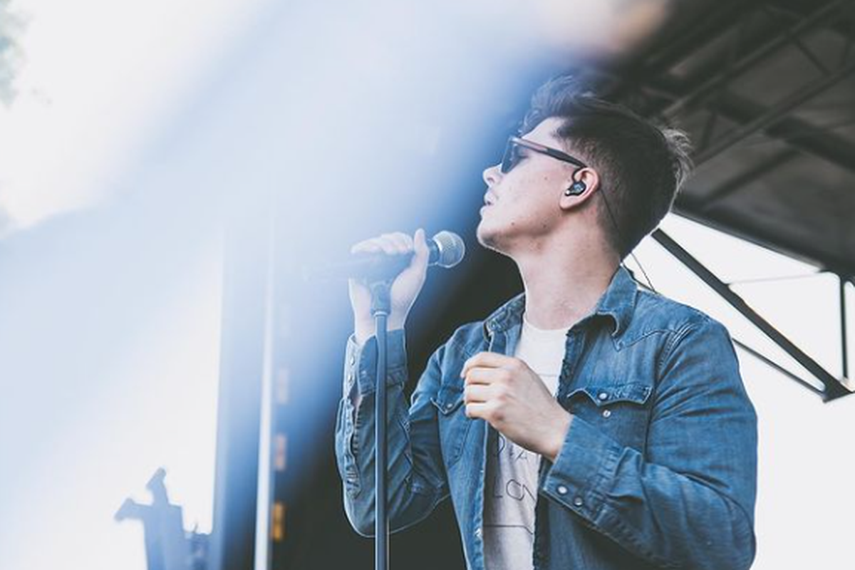 Lirik dan Chord Lagu Coloring - Kevin Garrett
