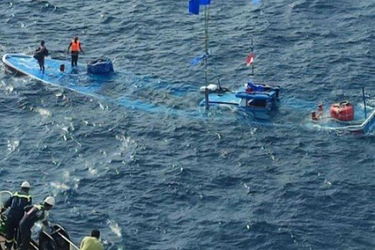Kisah 3 Nelayan 11 Hari Terombang-ambing di Lautan Lepas karena Kapal ...