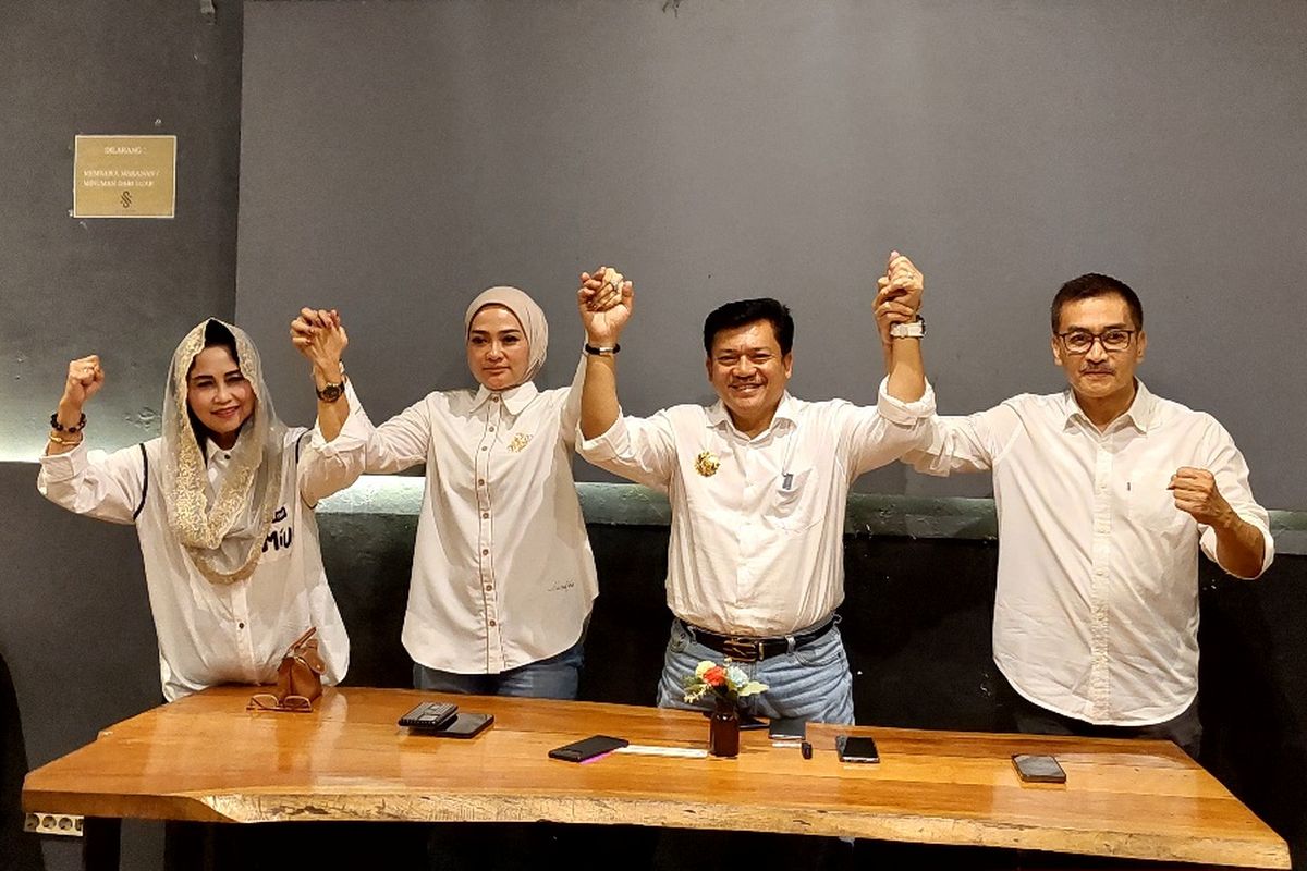 Profil Robby Hernawan-Nina Agustin, Duet Dokter-Pengusaha Pimpin Salatiga