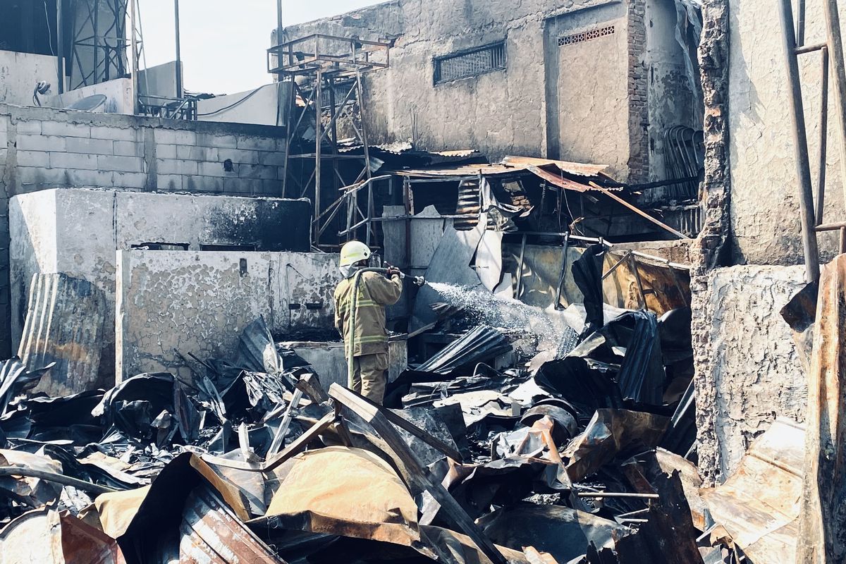 Kebakaran Foodcourt di Cipete Masuk Proses Pendinginan