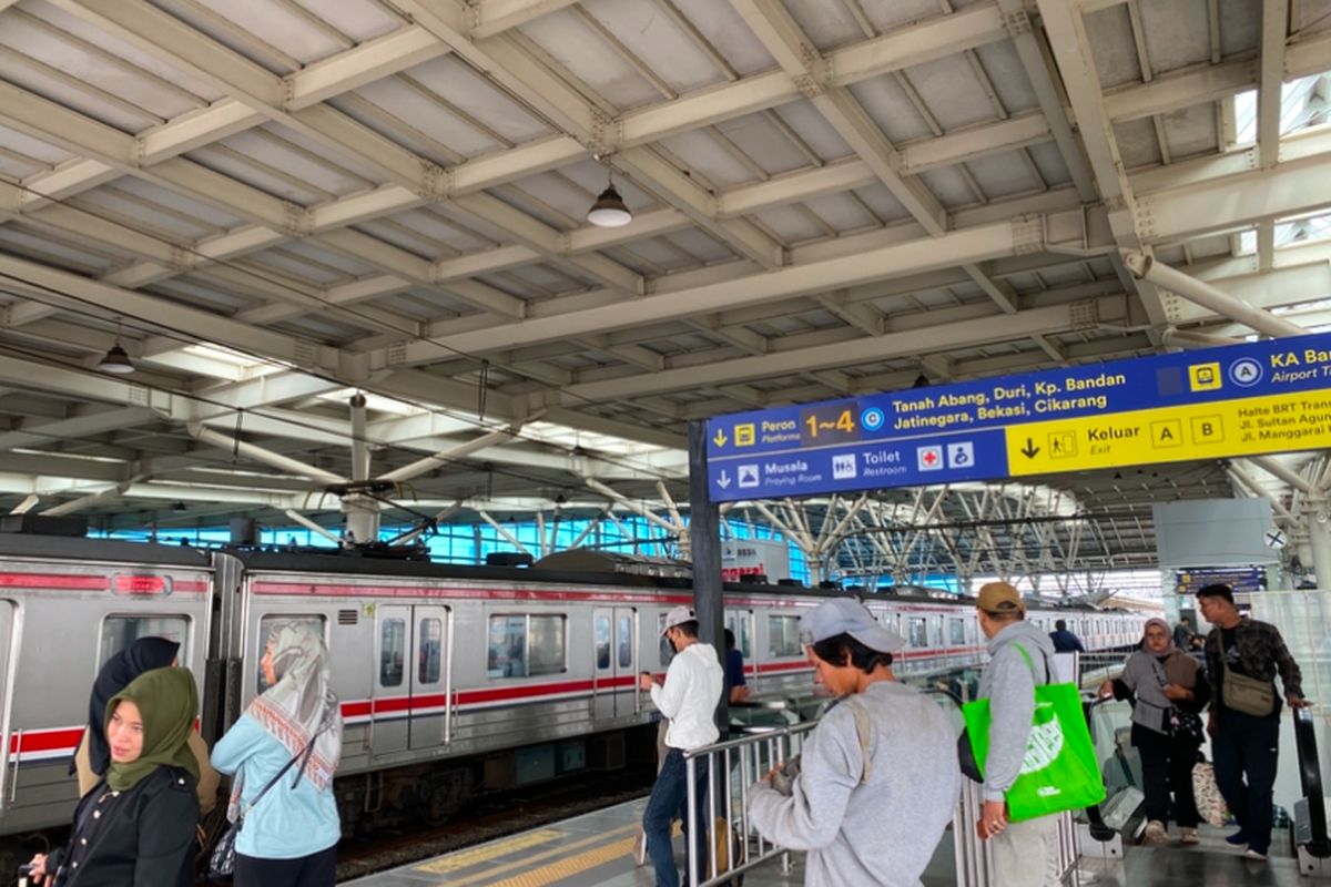 Jadwal KRL Manggarai-Bogor Juni 2025, Sampai Pukul 00.15 WIB