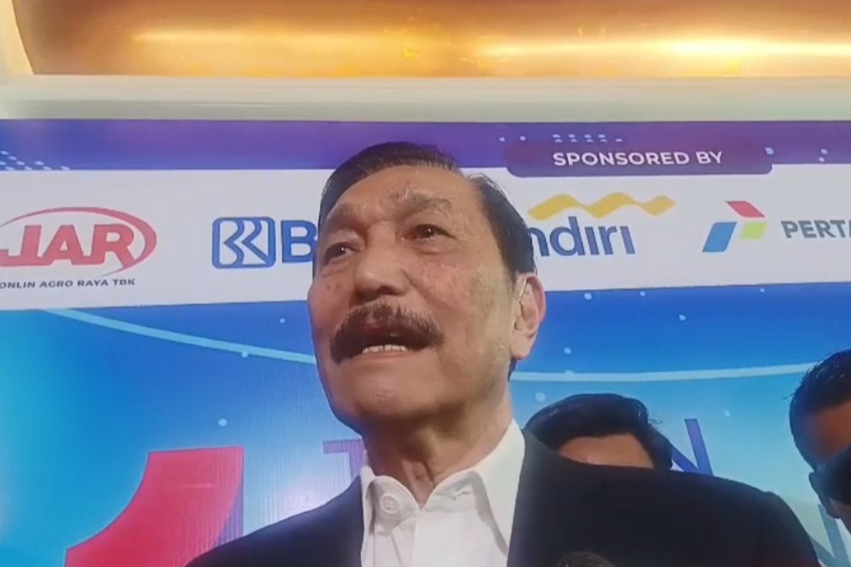 Luhut Sebut RI dan China Sepakat Restrukturisasi Utang Kereta Cepat hingga 60 Tahun