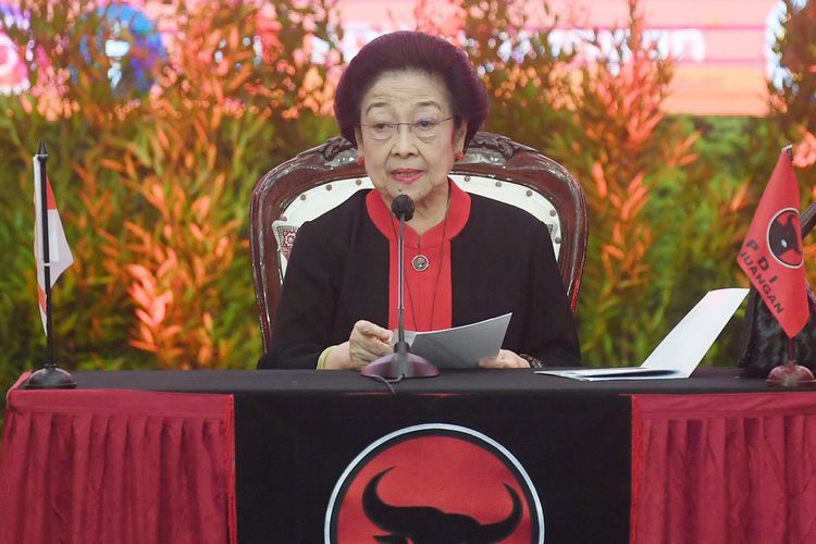 Megawati Tertawa Bahlil Sebut Raja Jawa, Ketum PDIP Sindir Ingin Ketemu ... Megawati Tertawa Bahlil Sebut Raja Jawa, Ketum PDIP Sindir Ingin Ketemu ...
