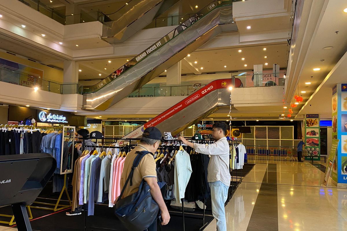 Grand Paragon Mall Sepi, Pedagang Sebut Pembeli Lebih Tertarik Belanja ...